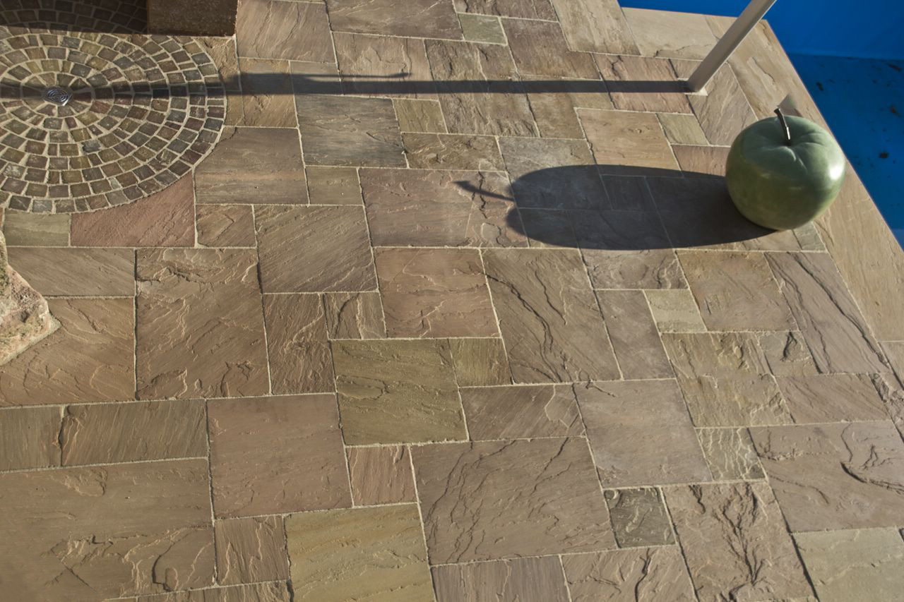 Vielfältige Natursteinprodukte für Garten & Außenbereich